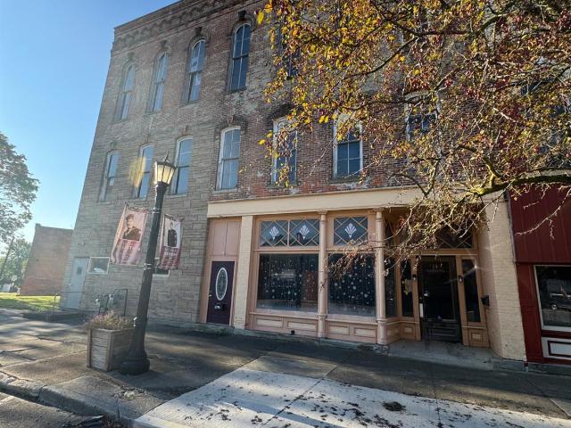 14 16 Main St