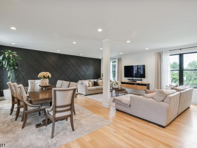 14 16 Mount Washington Dr