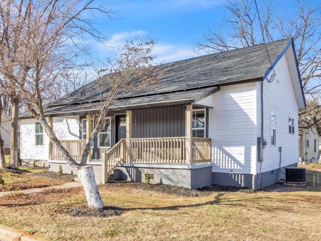 14 19th St, Greer, SC 29651 | MLS #1584 | Compass
