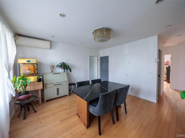14 24 th Street | Compass