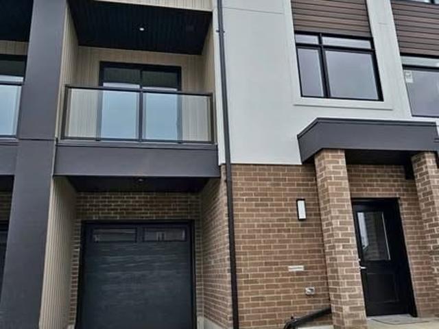 14 349 Southdale Rd E 4/4 1700 sqft