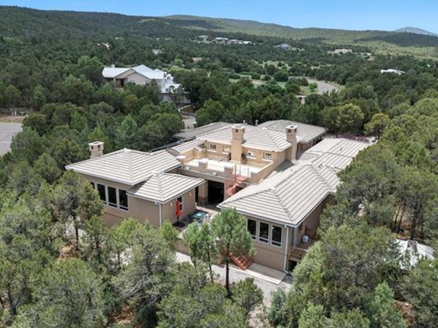 14 Teypana Dr, Tijeras, NM 87059