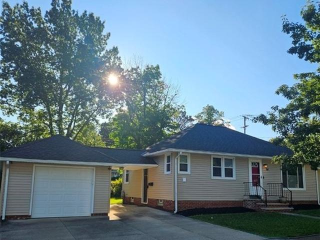 14 Thames Ave, Bedford, OH 44146