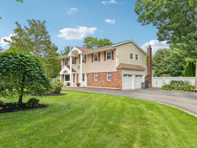 14 Thrush Court