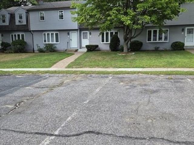 14 Tiffany Cir Unit D14, Millbury, MA 01527