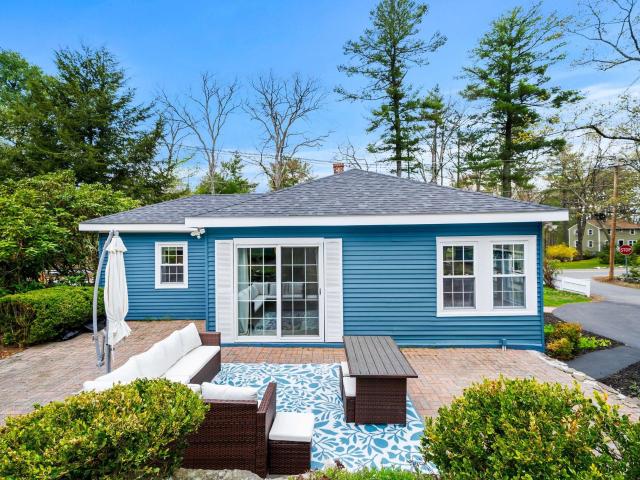 14 Town Farm Road