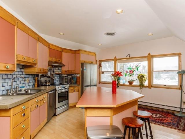 14 Travers St, Gardner, MA 01440 | MLS #73483 | Compass