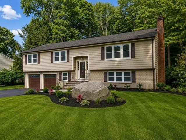 14 Travis Dr, Framingham, MA 01702