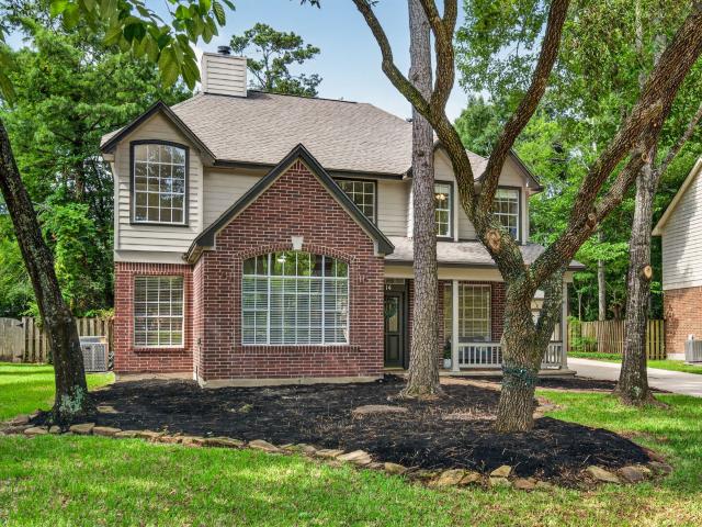 14 Treescape Circle