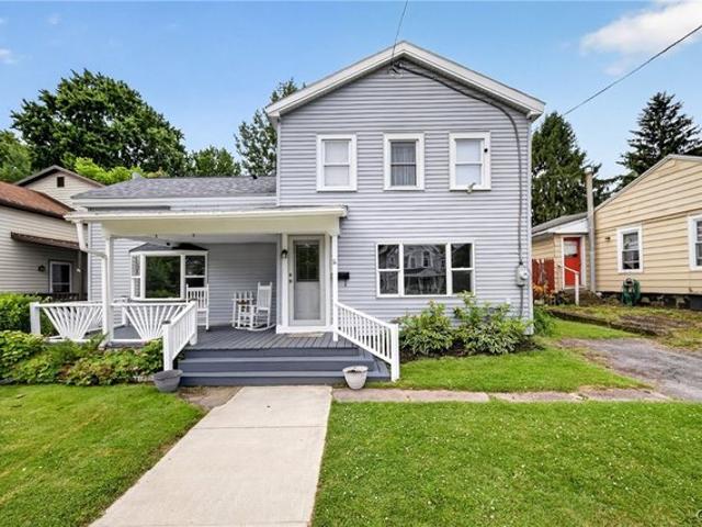 14 Varick St, Oswego, NY 13126