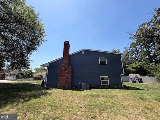 14 Vassar Avenue