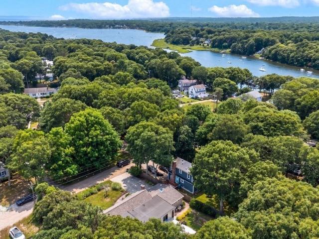 14 Veeder Dr