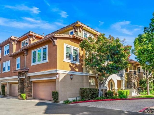 14 Via Montisi, Santee, CA 92071