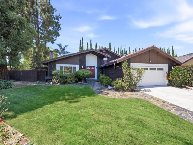 14 Viento Drive