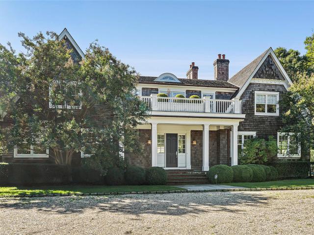 14 W Hills Court