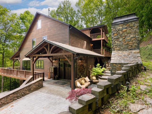 14 Walnut Drive