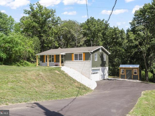 14 Waterfront Drive