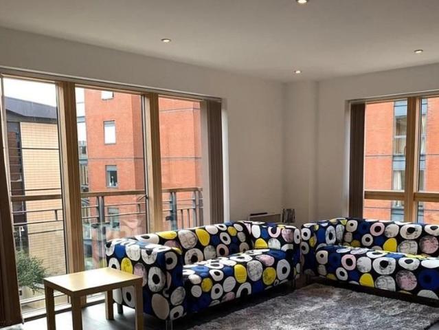 14 Waterfront Walk, Birmingham B1, 2 bed flat to rent, £1,350 pcm | PrimeLocation