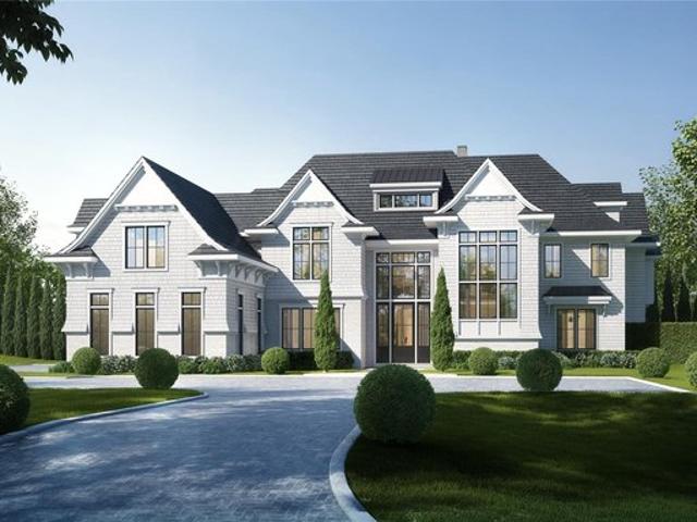 14 Wenwood Dr, Brookville, NY 11545