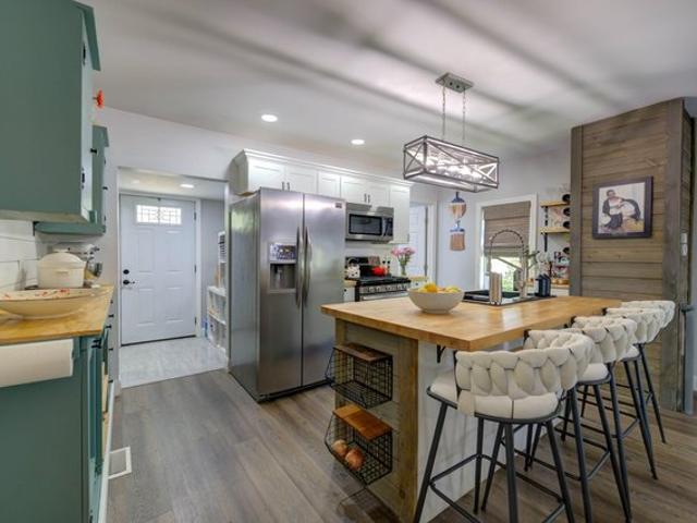 14 Webster Rd, Greene, ME 04236