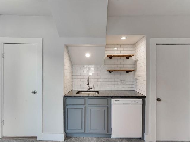 14 Wheatland St. Unit 2, Salem, US, MA
