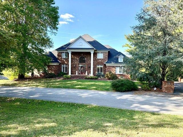 14 Windy Hills Dr, Somerset, KY 42501
