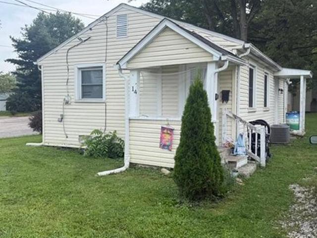 14 Willow St, Delaware, OH 43015