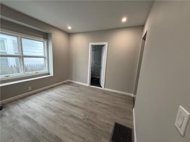 14 Willow Place