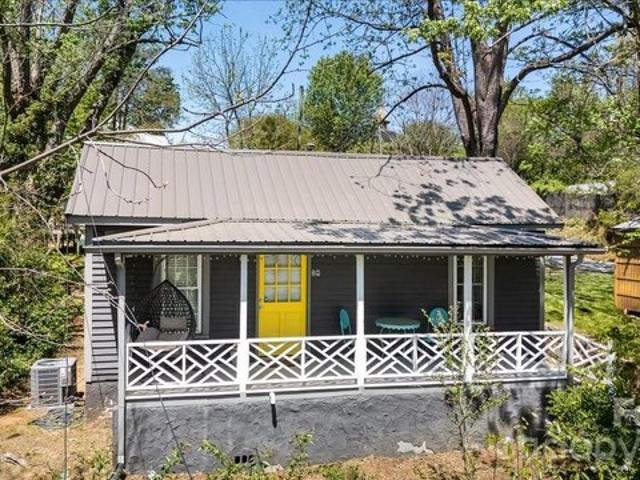 14 Woodrow Ave, Asheville, NC 28801