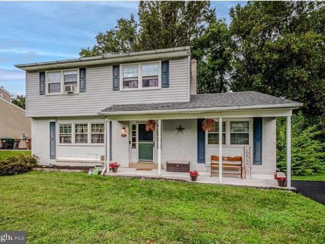 14 Worral Ct, Newark, DE 19711