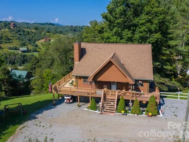 14 Zonia Ln, Piney Creek, NC 28663