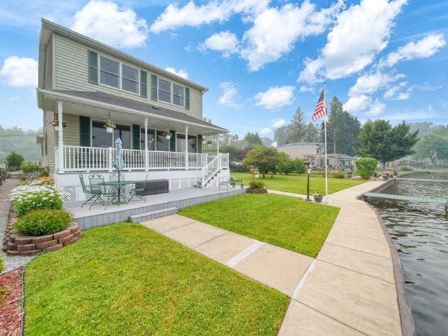 14 Ackerson Lake Rd, Jackson, MI 49201