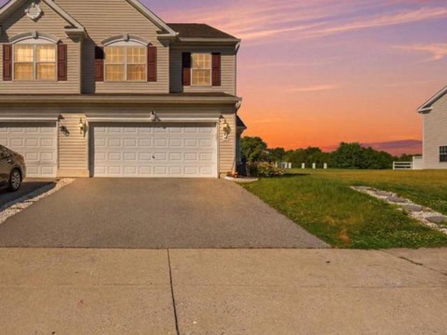 14 Alderbrook Ct, Smyrna, DE 19977