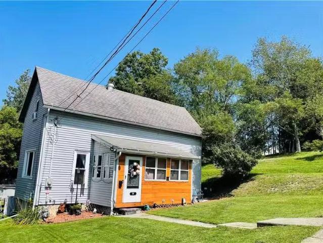 14 Alley Avenue, Hornell, NY 14843 657966880