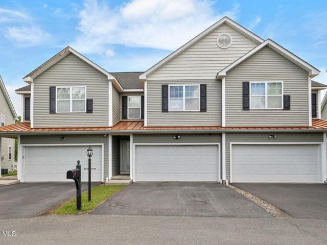 14 Amalia Ln, Rensselaer, NY 12144