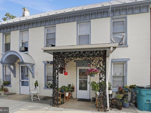 14 and 16 W Baltimore St, Funkstown, MD 21734