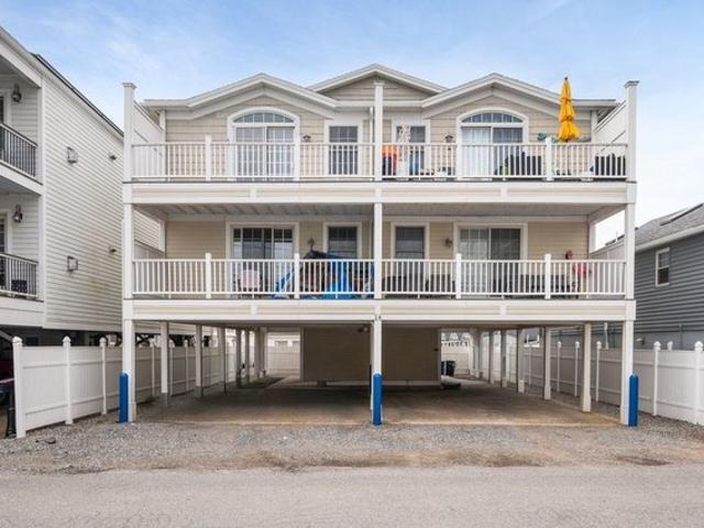 14 Atlantic Ave Unit D, Salisbury, MA 01952