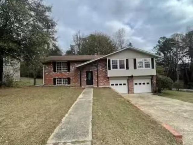 14 AZALEAWOOD DR, WETUMPKA, AL 36093