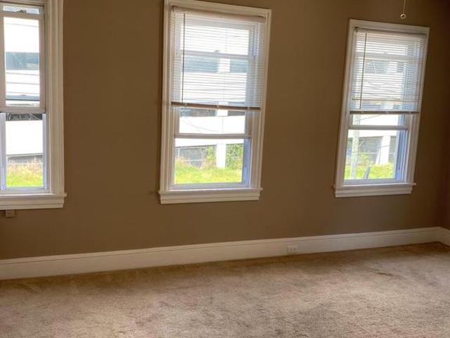 14 B Walnut Street