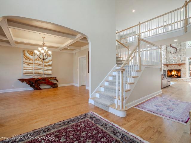 14 Baker Park Avenue