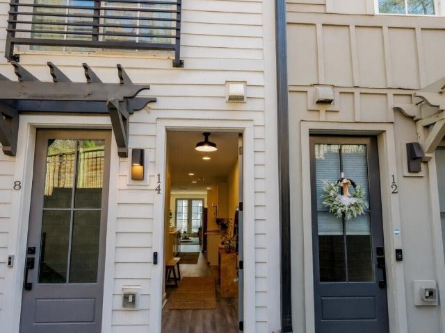 14 Becker Place NW