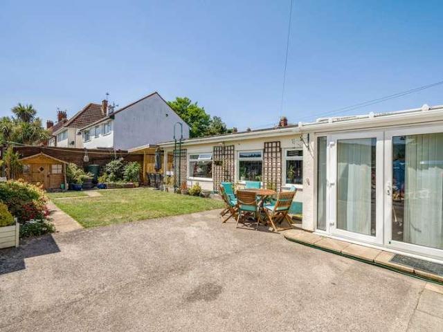 14 bed house for sale