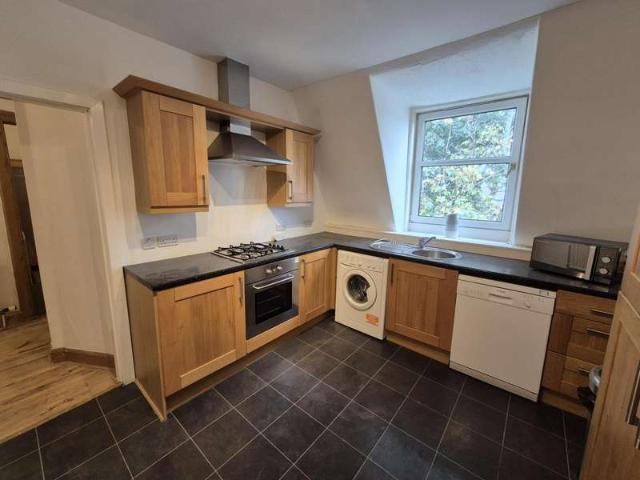 14 Bedroom Flat
