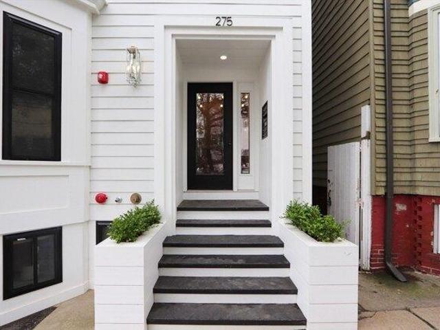 14 bedroom, Boston MA 02128 105059341