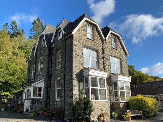 14 Bedroom Detached House For Sale In Barmouth Road, Dolgellau