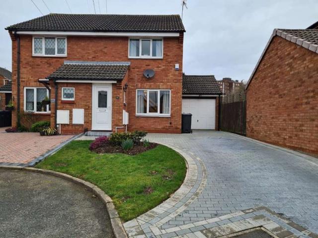 14 Bedroom Detached House