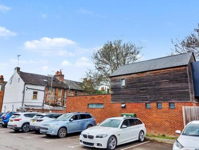 15 bedroom end of terrace house for sale in Winchester, SO23
