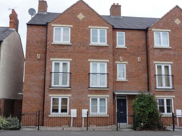 14 Bedroom Terraced House