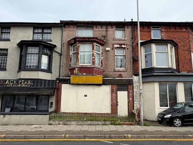 14 Bedroom Terraced House