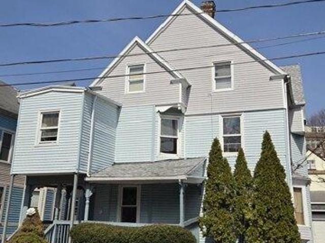 14 bedroom, Waterbury CT 06710 105124772